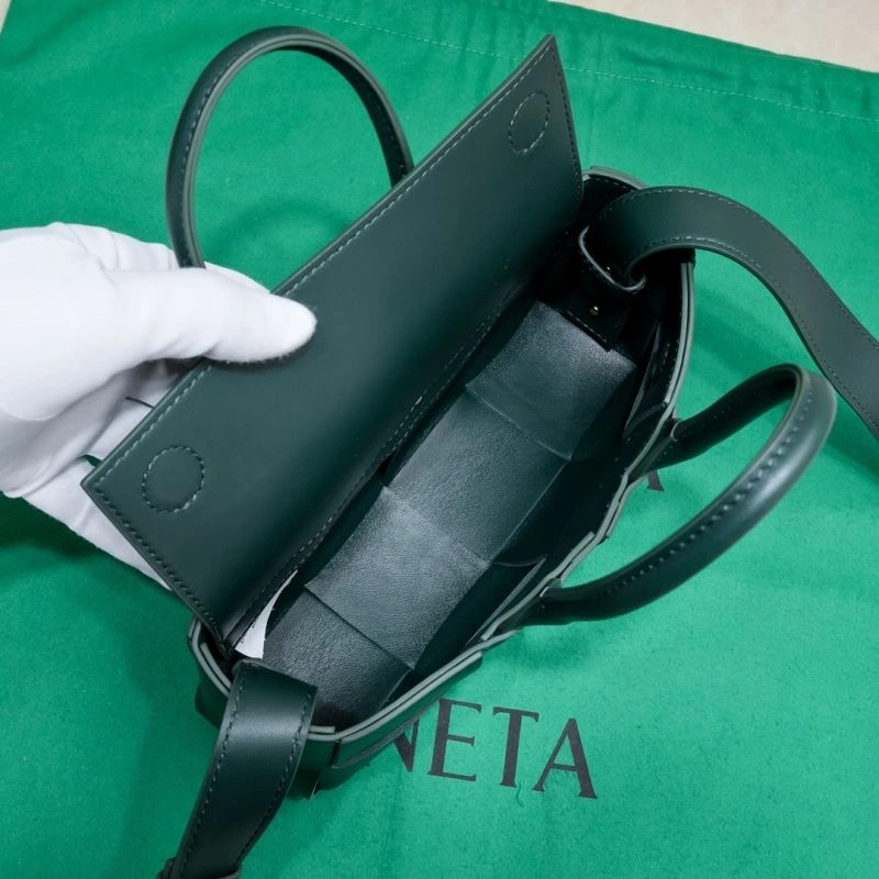 Top mirror Bottega Veneta Shopping Bags