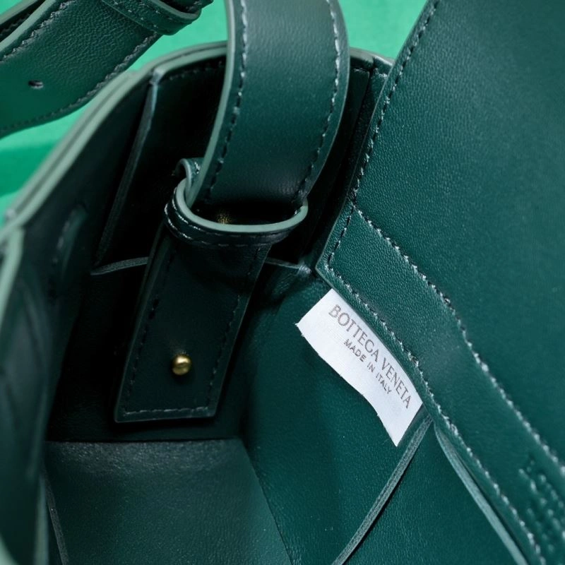 Top mirror Bottega Veneta Shopping Bags
