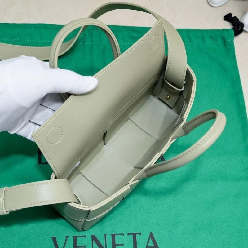 Top mirror Bottega Veneta Shopping Bags