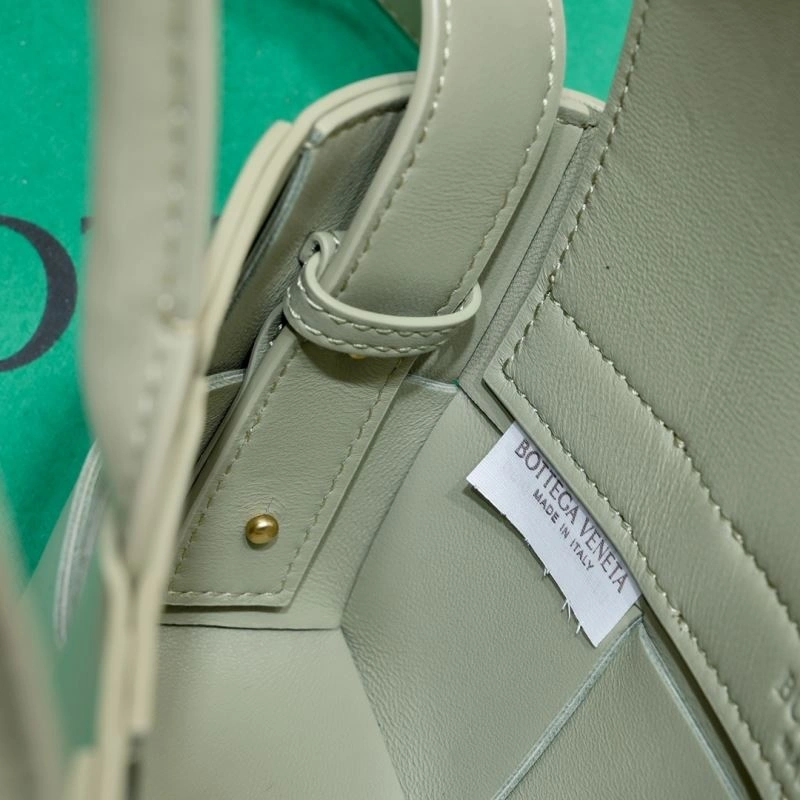 Top mirror Bottega Veneta Shopping Bags