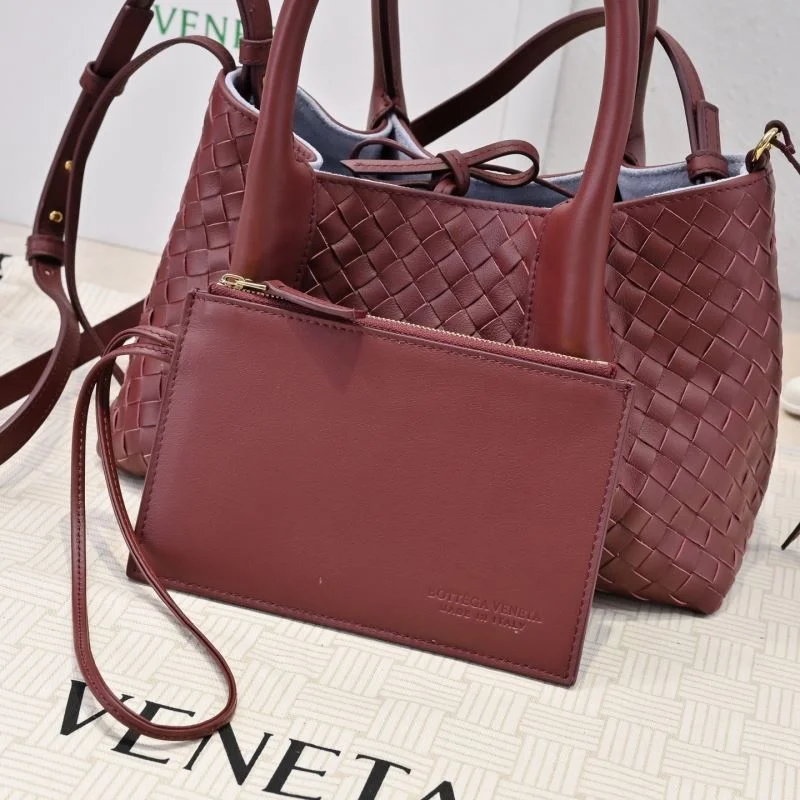 Bargain Bottega Veneta Shopping Bags