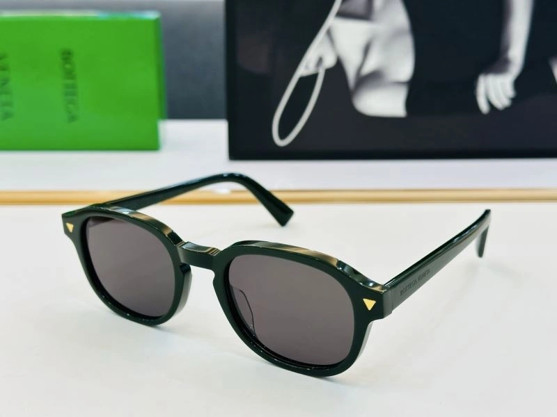 Brand-authenticated Bottega Veneta Sunglasses