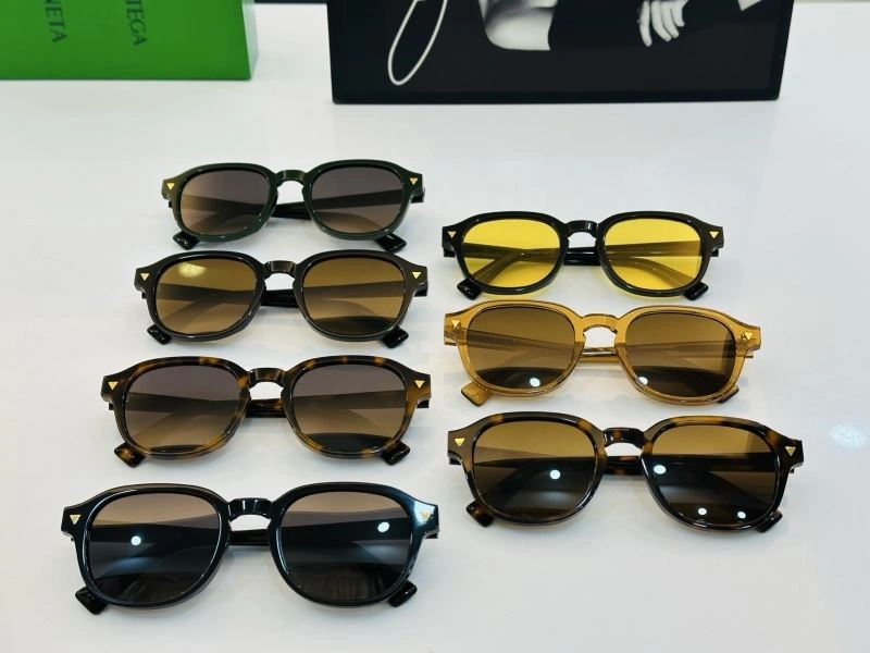Brand-authenticated Bottega Veneta Sunglasses
