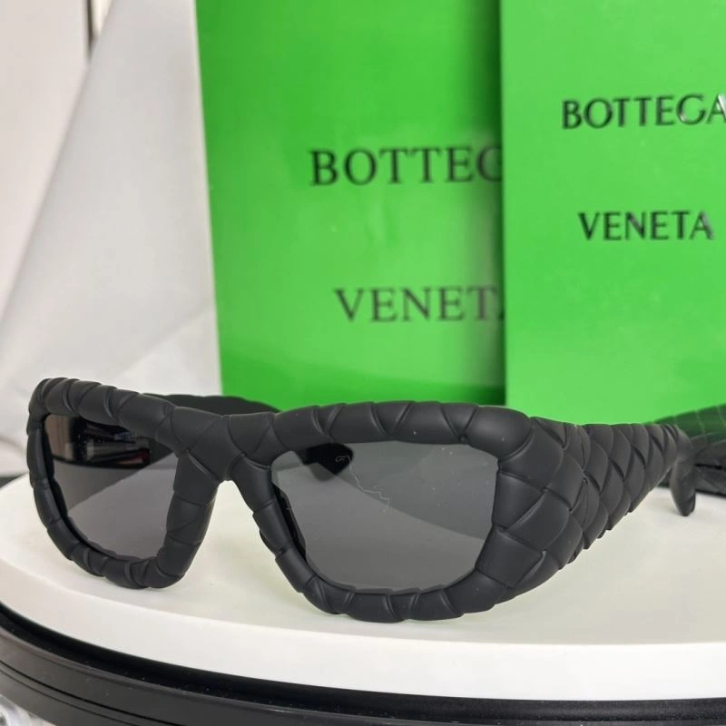 Discounted Bottega Veneta Sunglasses