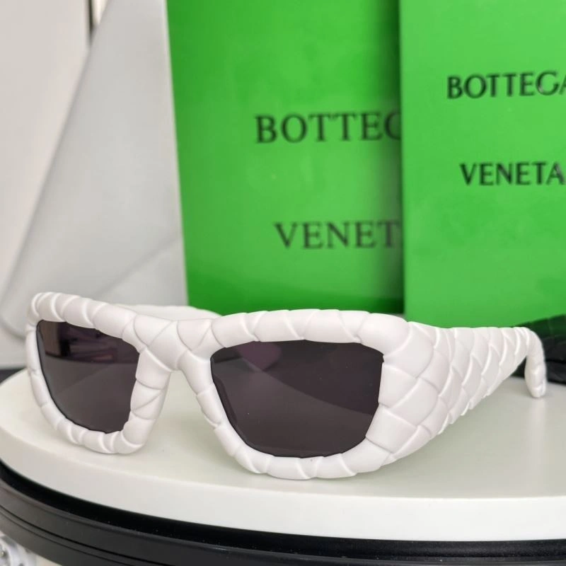 Discounted Bottega Veneta Sunglasses