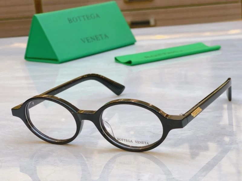 Indistinguishable Bottega Veneta Sunglasses