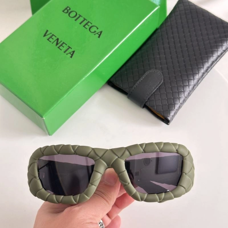 Bargain Bottega Veneta Sunglasses