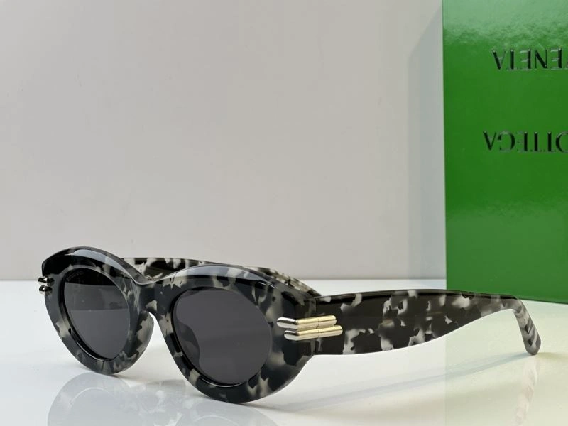 Discounted Bottega Veneta Sunglasses