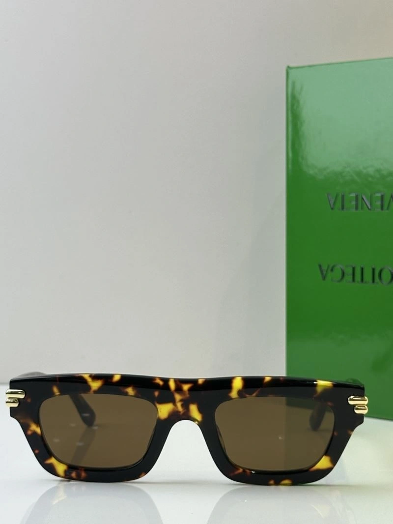 Top mirror Bottega Veneta Sunglasses