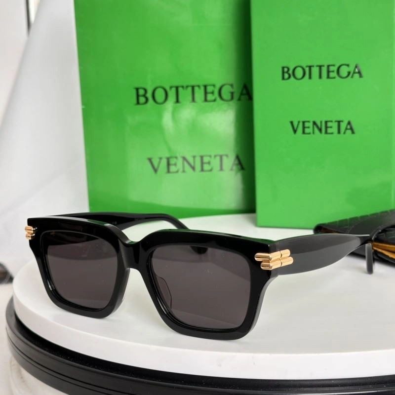Top match Bottega Veneta Sunglasses