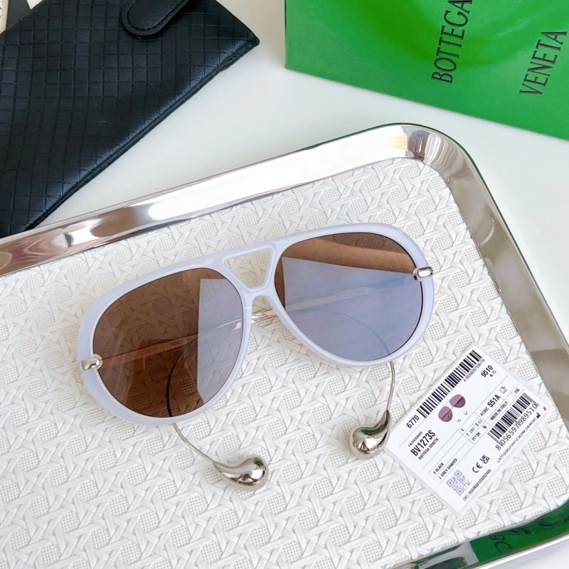 Official Bottega Veneta Sunglasses