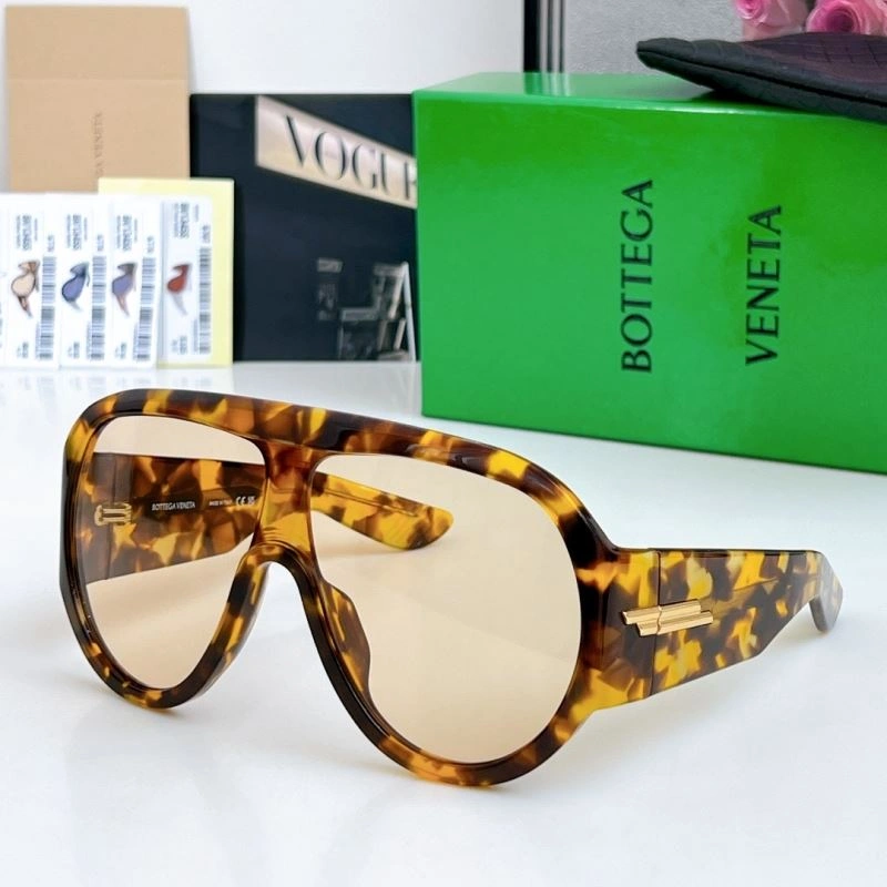 Authentic Bottega Veneta Sunglasses