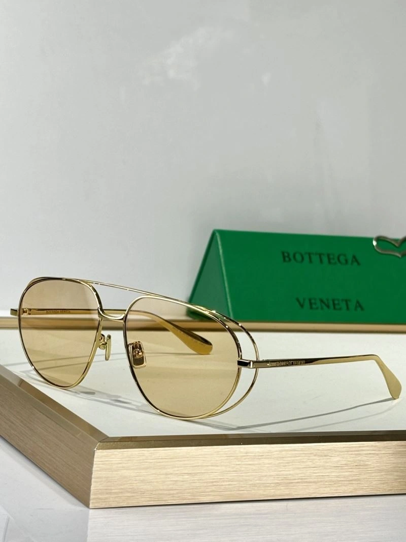 Low-cost Bottega Veneta Sunglasses