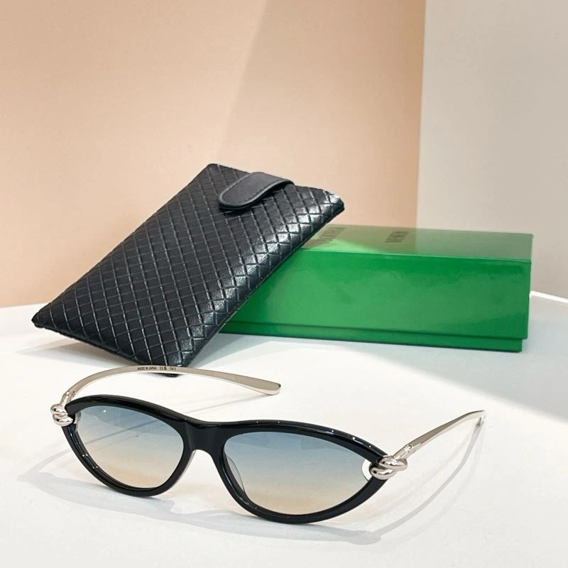 Value-priced Bottega Veneta Sunglasses
