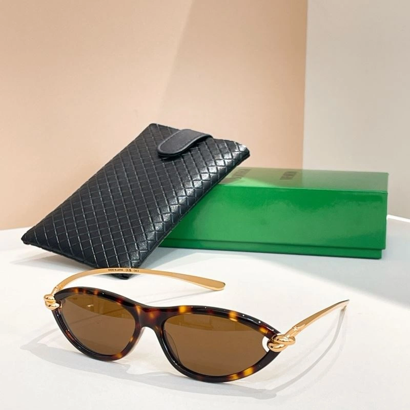 Value-priced Bottega Veneta Sunglasses
