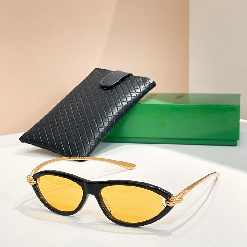 Value-priced Bottega Veneta Sunglasses
