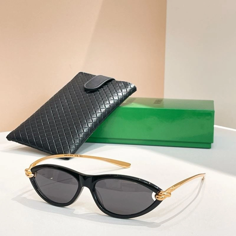 Value-priced Bottega Veneta Sunglasses
