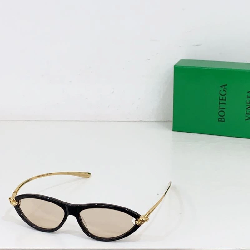 Reasonably priced Bottega Veneta Sunglasses