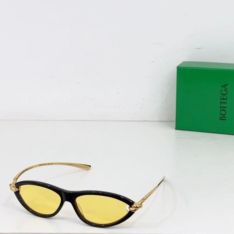 Reasonably priced Bottega Veneta Sunglasses