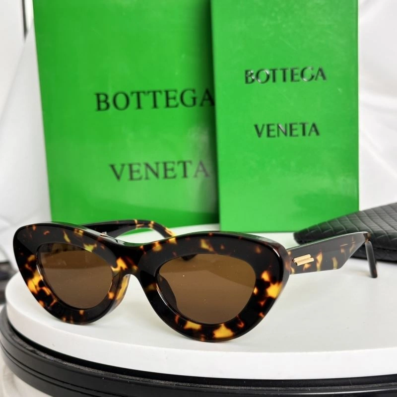 Reasonably priced Bottega Veneta Sunglasses