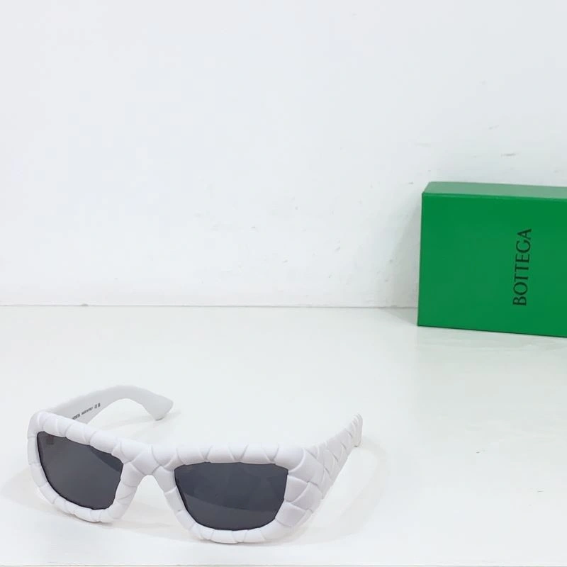 Top mirror Bottega Veneta Sunglasses