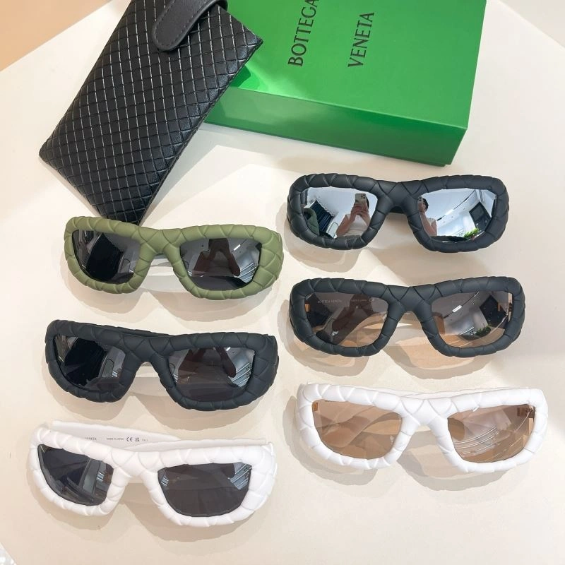 Official Bottega Veneta Sunglasses