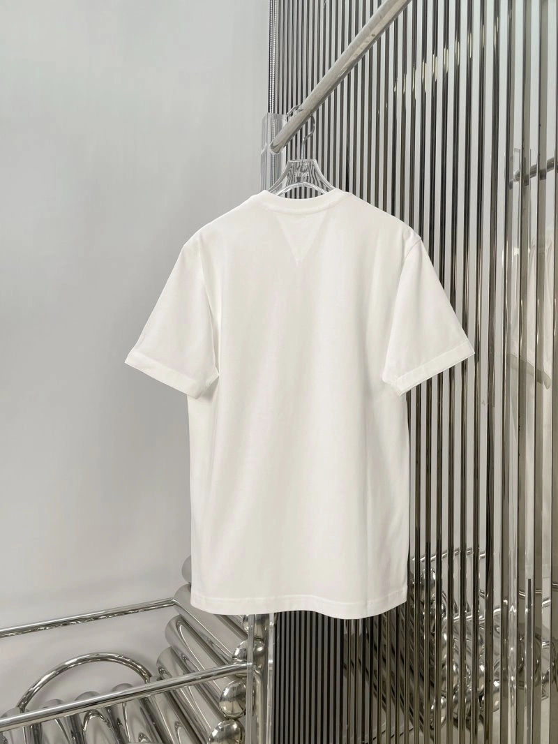 Indistinguishable Bottega Veneta T-Shirts