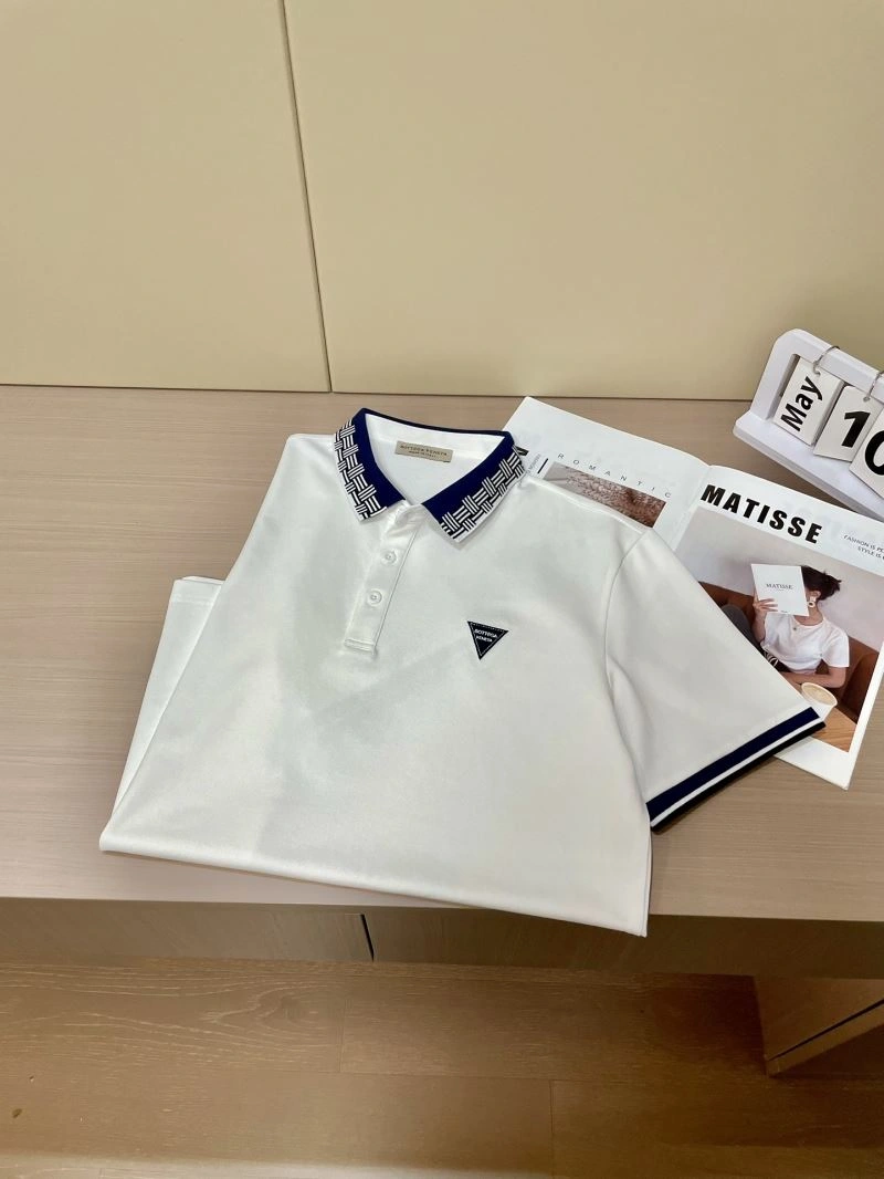 Indistinguishable Bottega Veneta T-Shirts