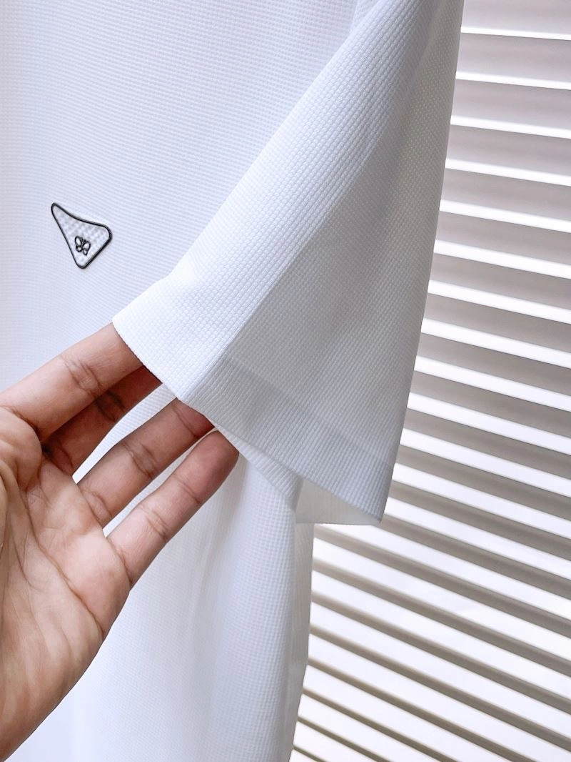Budget-friendly Bottega Veneta T-Shirts
