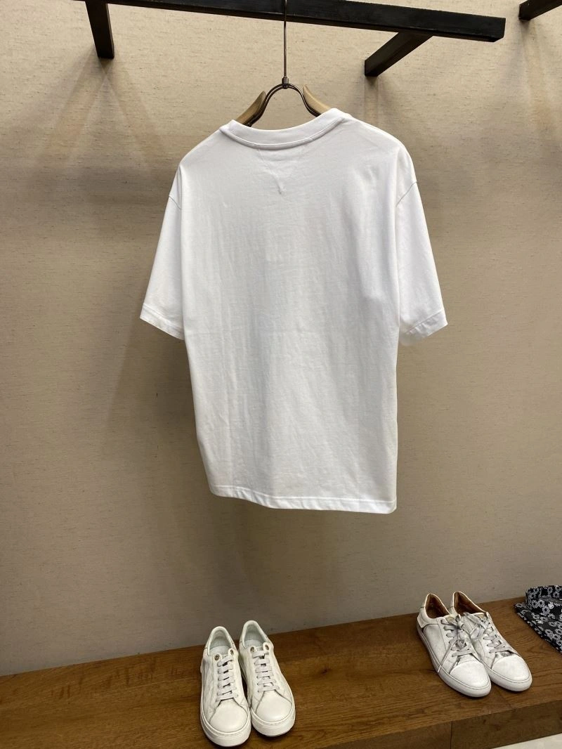 Indistinguishable Bottega Veneta T-Shirts
