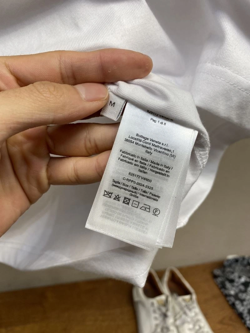 Indistinguishable Bottega Veneta T-Shirts