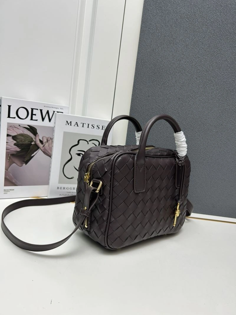Accurate model Bottega Veneta Top Handle Bags