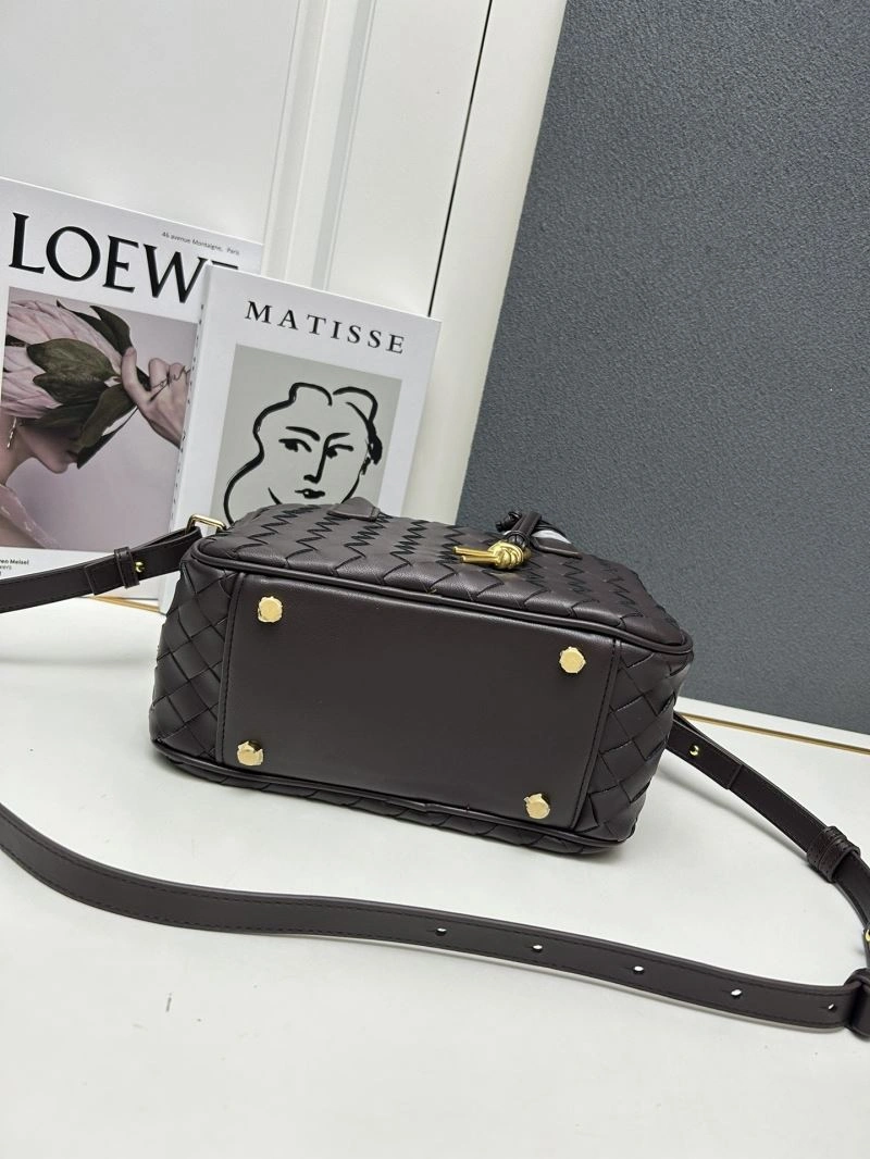 Accurate model Bottega Veneta Top Handle Bags