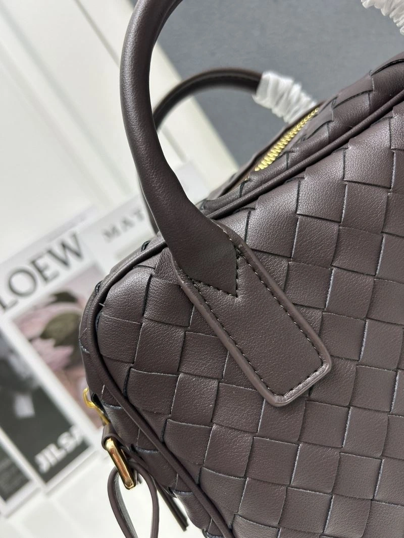 Accurate model Bottega Veneta Top Handle Bags