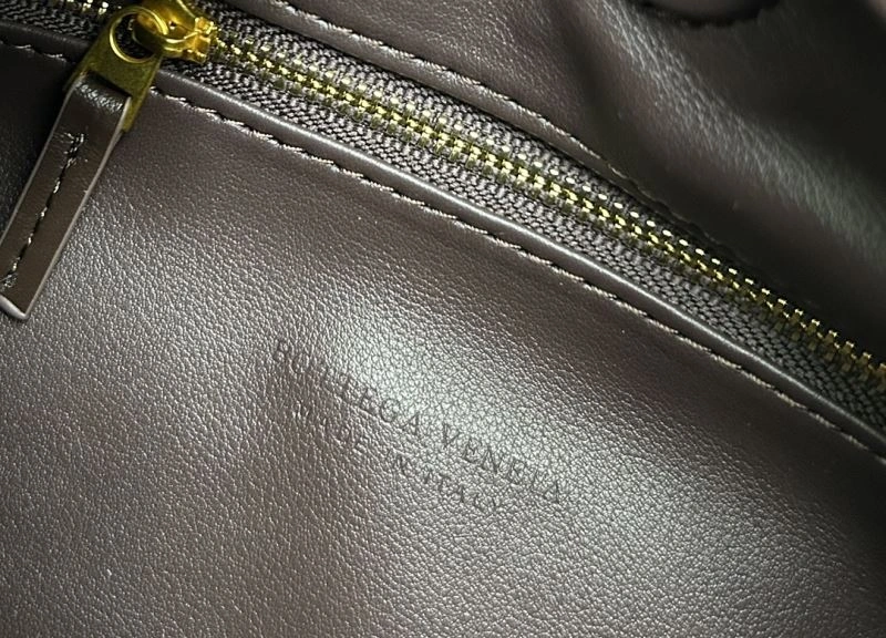 Bargain Bottega Veneta Top Handle Bags