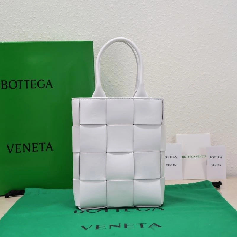 Reasonably priced Bottega Veneta Top Handle Bags