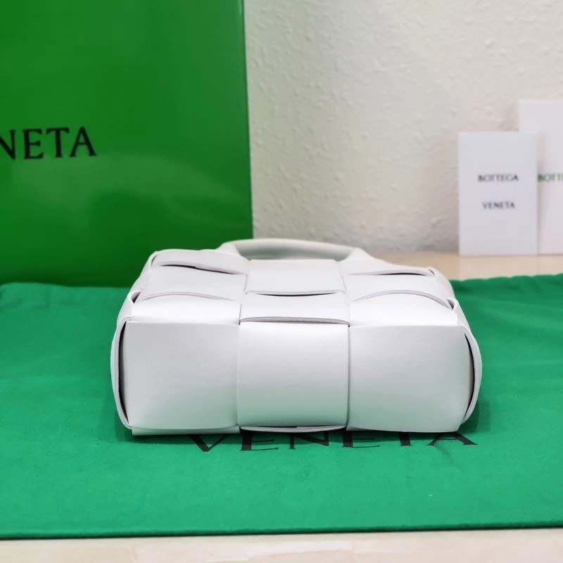 Reasonably priced Bottega Veneta Top Handle Bags