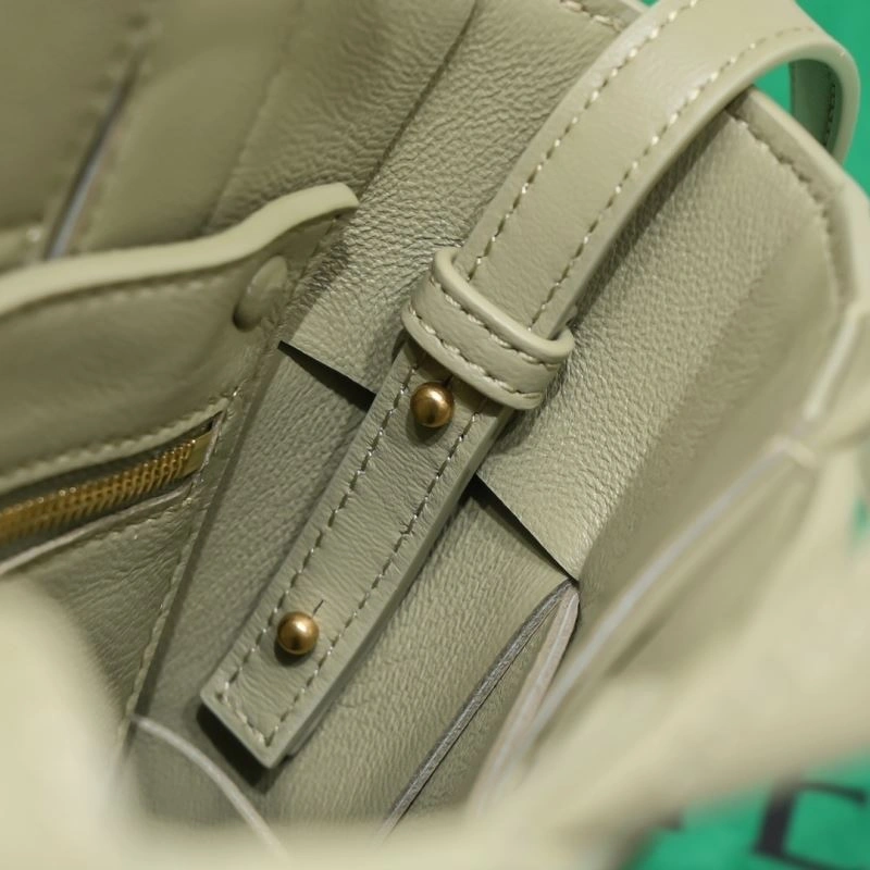 Discounted Bottega Veneta Top Handle Bags