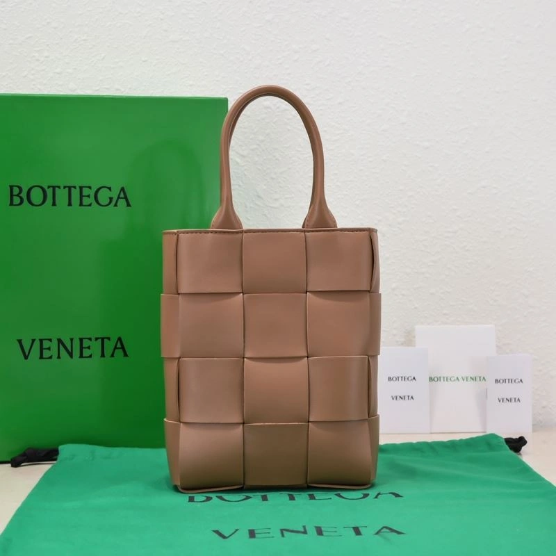 Economical Bottega Veneta Top Handle Bags