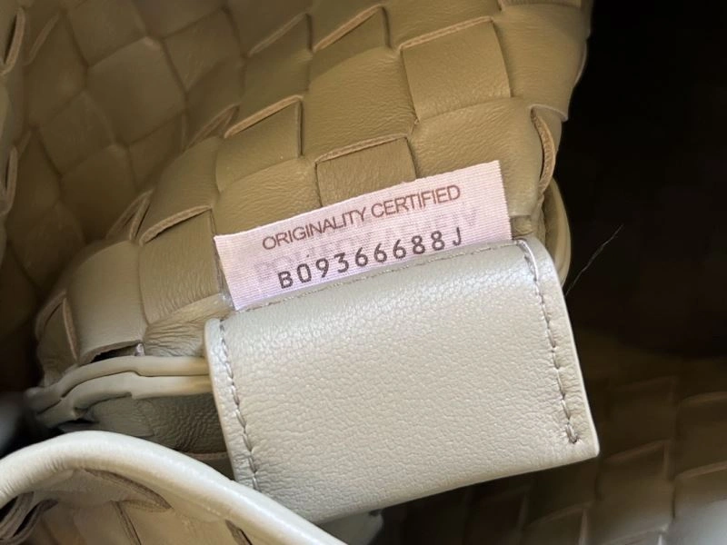 Brand-authenticated Bottega Veneta Top Handle Bags