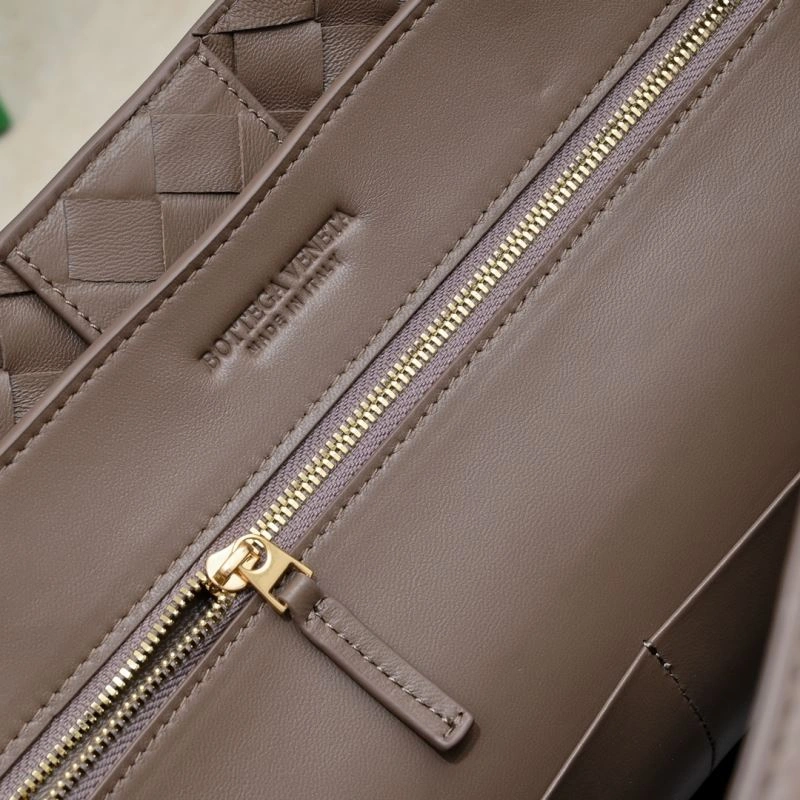 Mirror quality Bottega Veneta Top Handle Bags