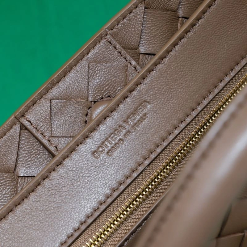 Discounted Bottega Veneta Top Handle Bags