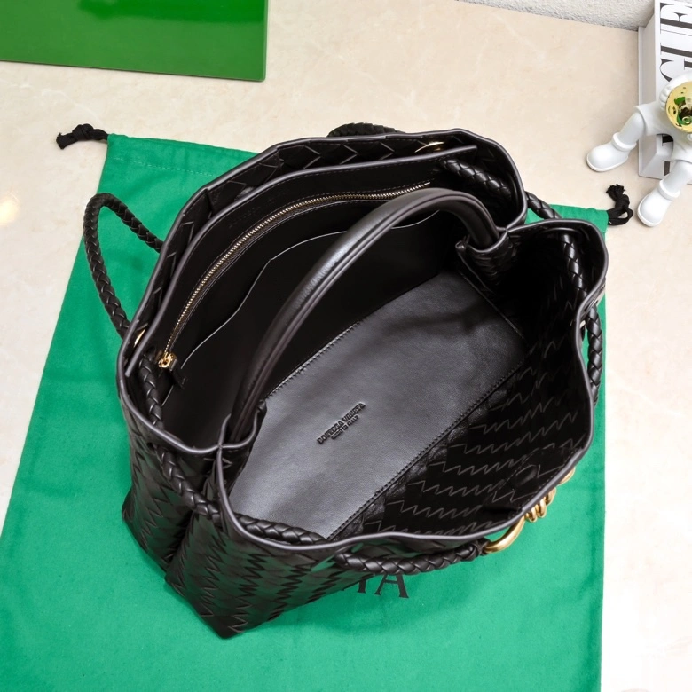 High accuracy Bottega Veneta Top Handle Bags