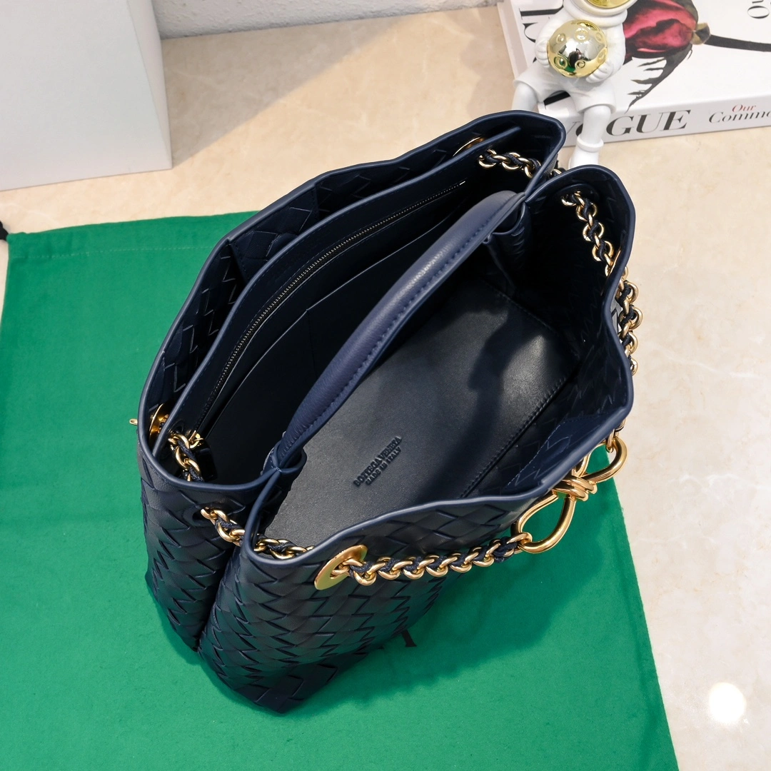 Exact replica Bottega Veneta Top Handle Bags
