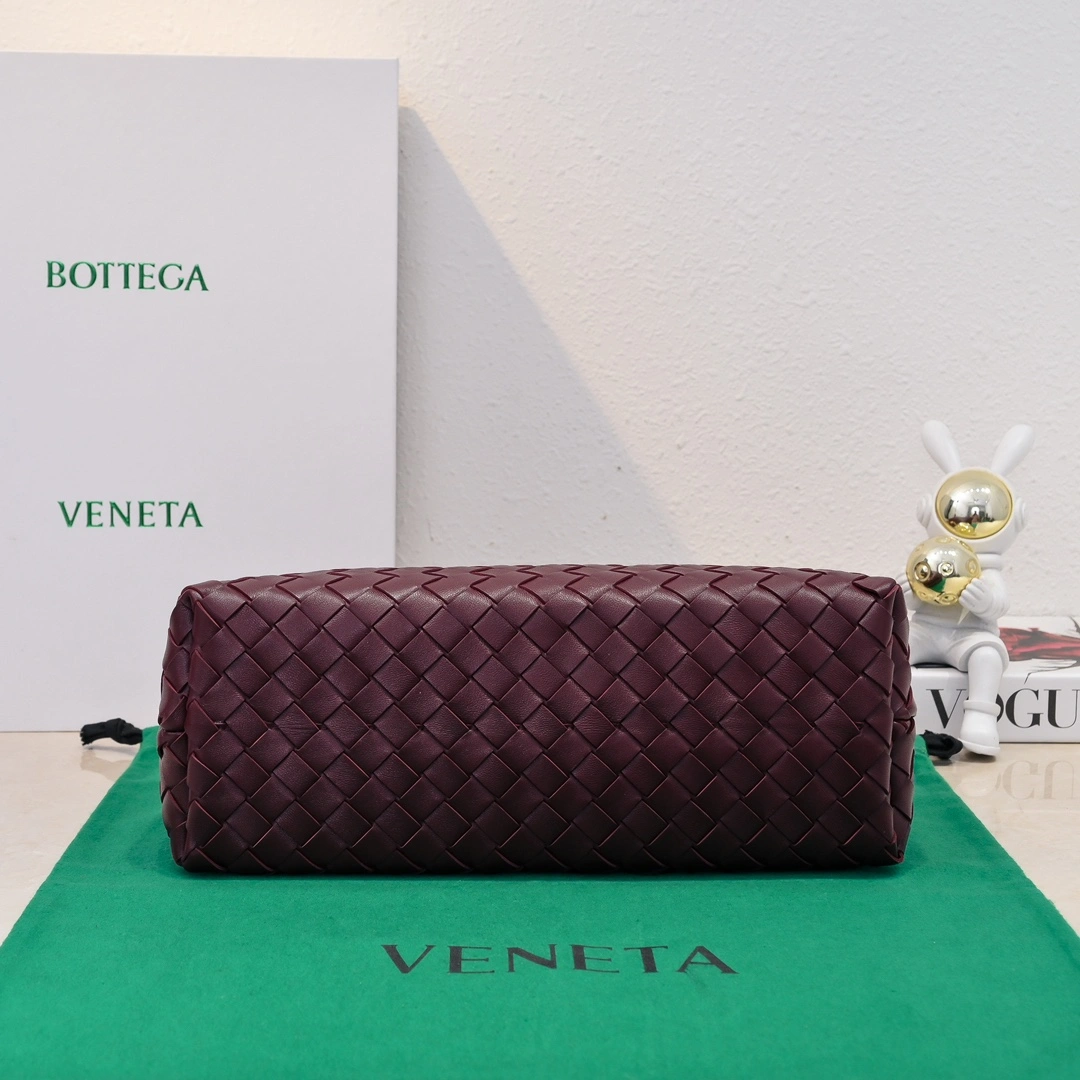 Brand-authenticated Bottega Veneta Top Handle Bags