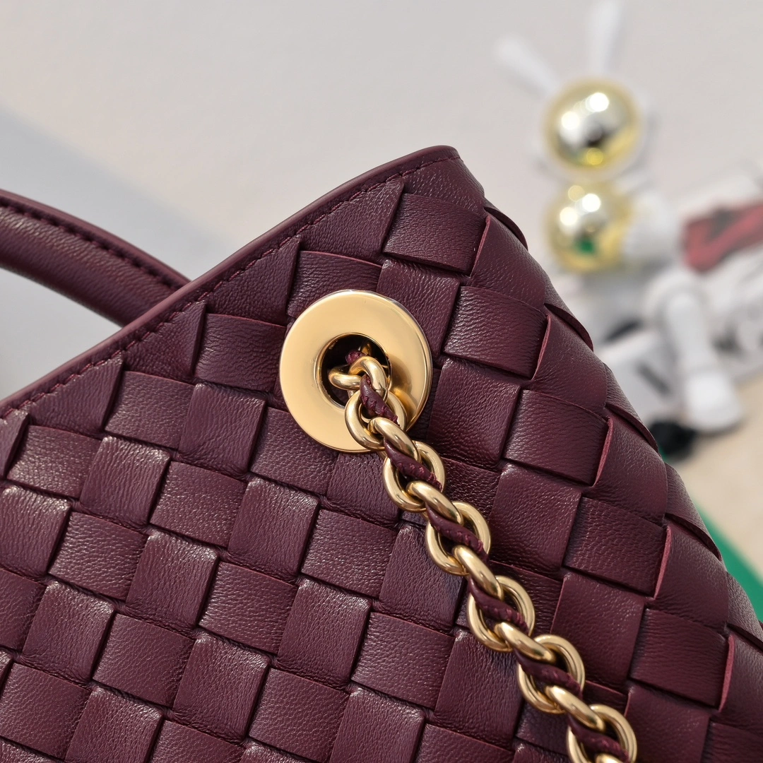 Brand-authenticated Bottega Veneta Top Handle Bags