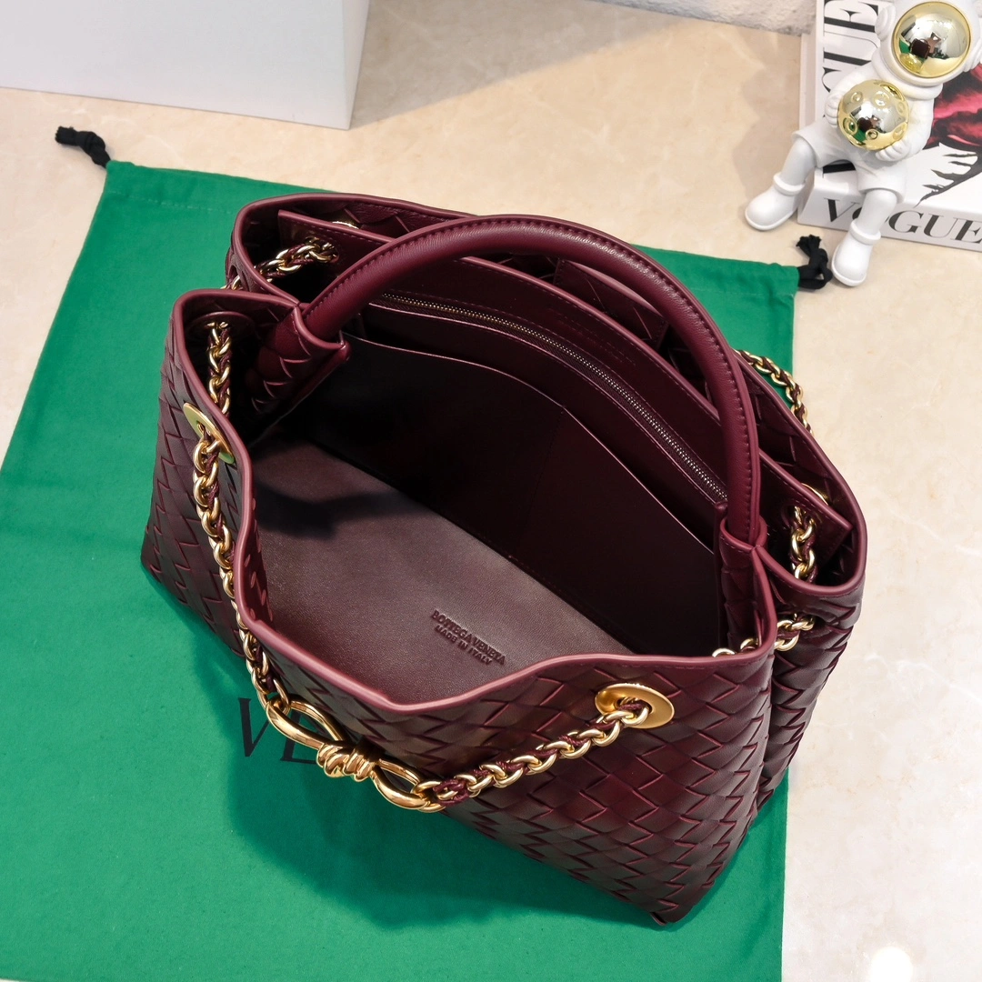Brand-authenticated Bottega Veneta Top Handle Bags