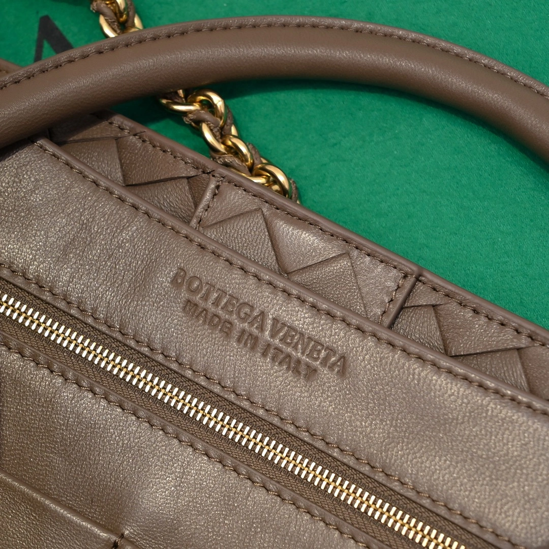 Official Bottega Veneta Top Handle Bags