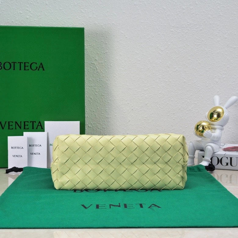 Inexpensive Bottega Veneta Top Handle Bags