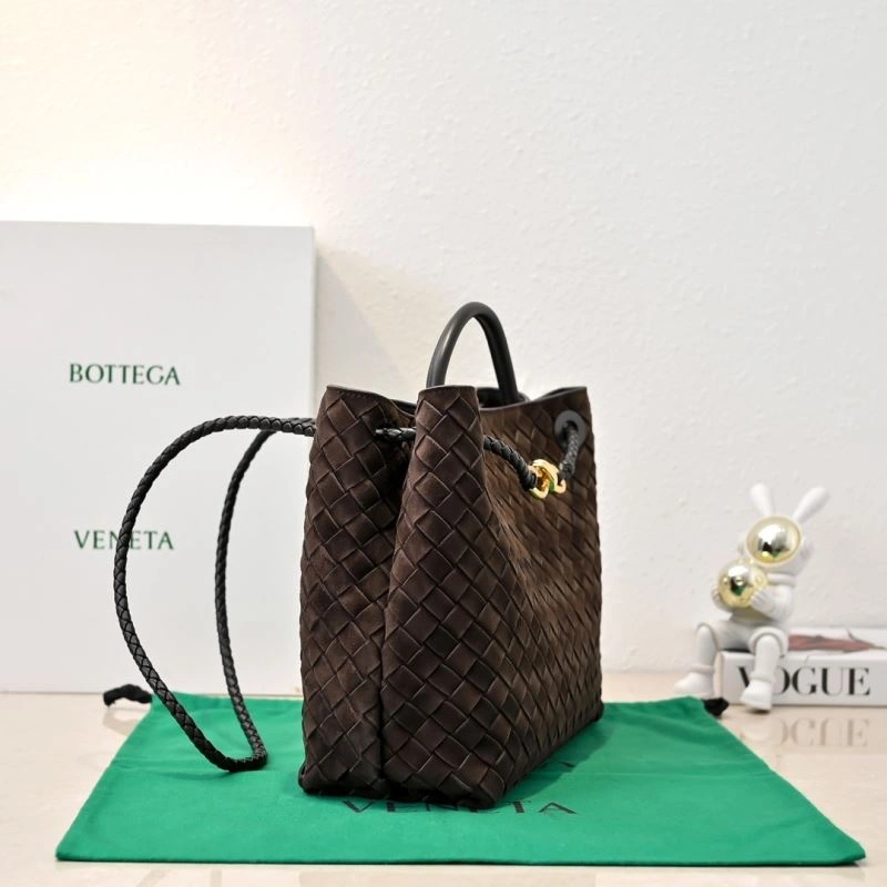 Accurate model Bottega Veneta Top Handle Bags